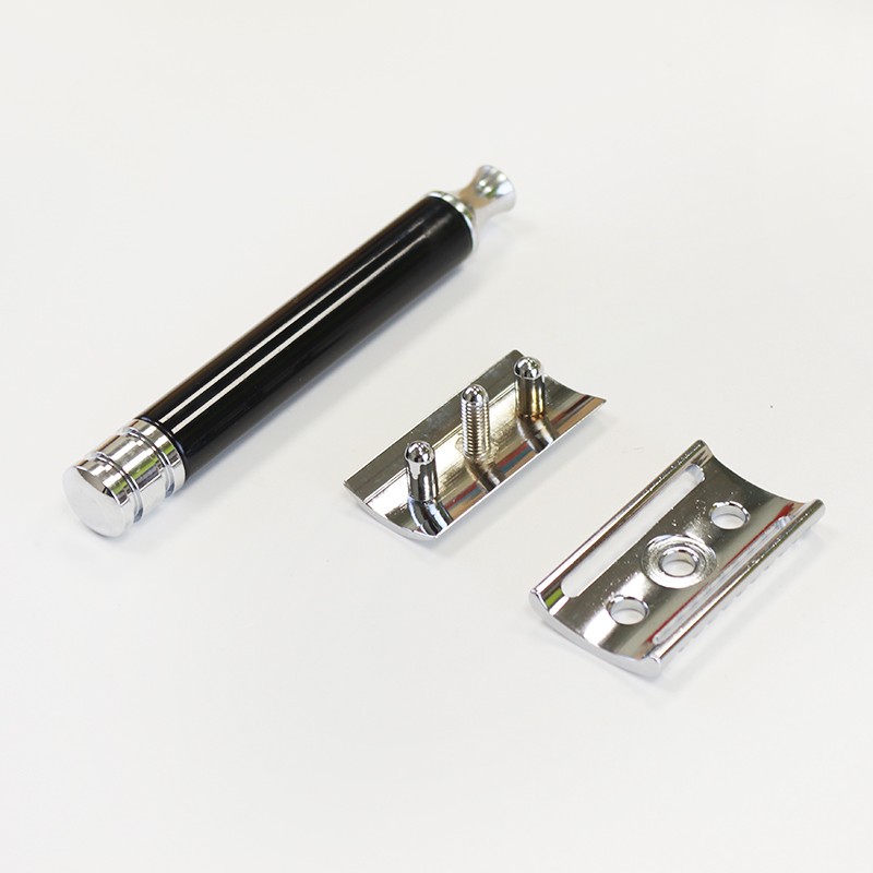 Rasoio di sicurezza con testina a pettine chiuso e manico lungo. 100% ...