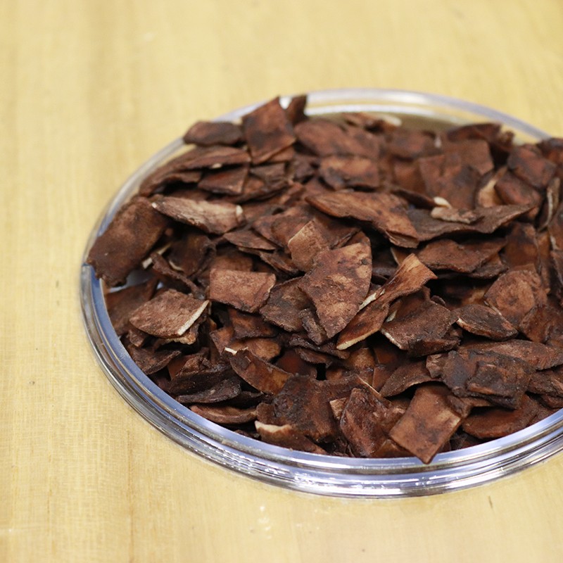 Chips de coco grillées au cacao. Sans conservateurs, colorants, ni arômes.