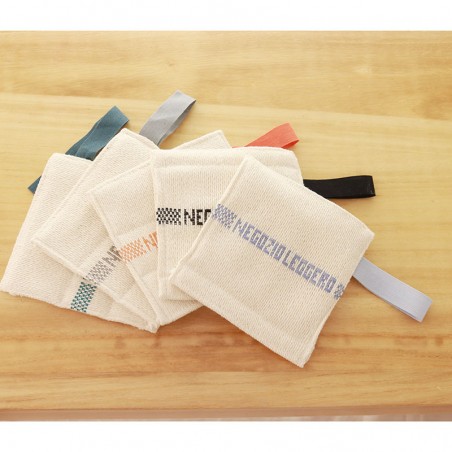 Spugna per piatti in cotone rigenerato. Made in Italy.