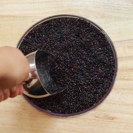 Riso integrale nero sfuso. Provenienza: Italia.